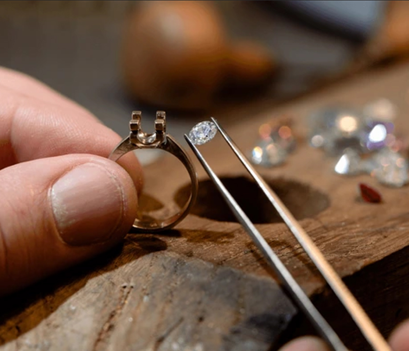 Elegant Customized diamond jewellery | Best Diamond jewellery | Charu ...